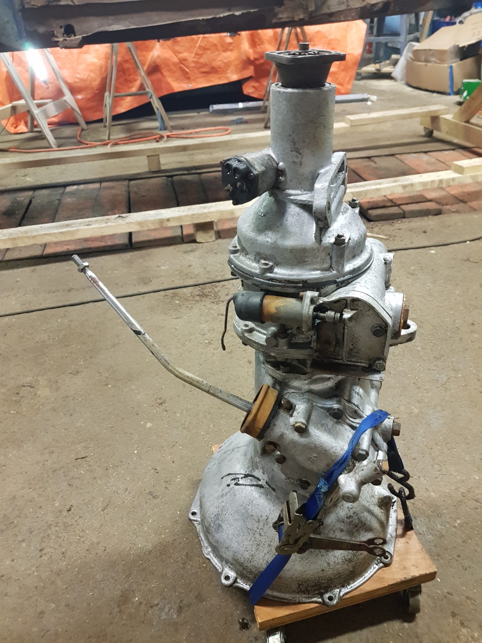 Cleaning up the transmission. The bell housing was full of oil ...